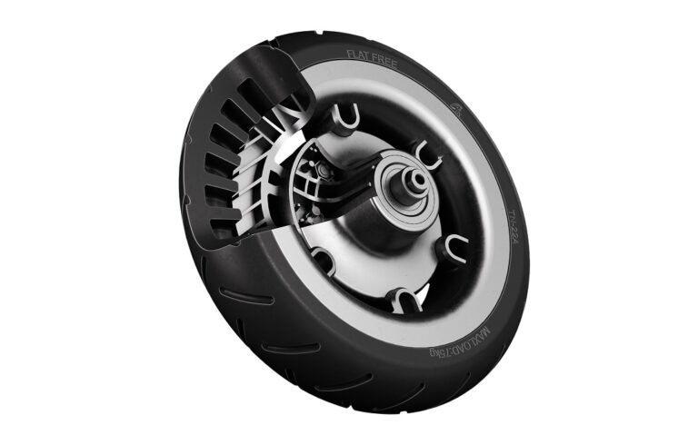 Segway eKickScooter E2 Plus II | An Electric Scooter Fit for Beginners