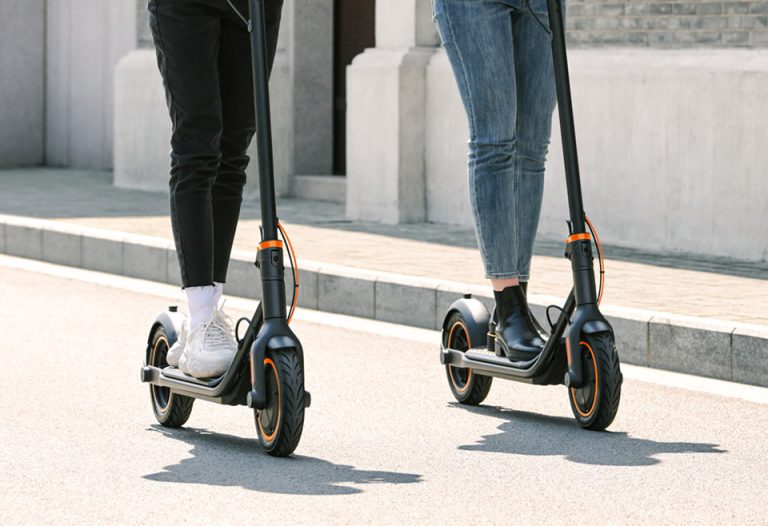 Segway eKickScooter F40 , High-Performance and Versatile